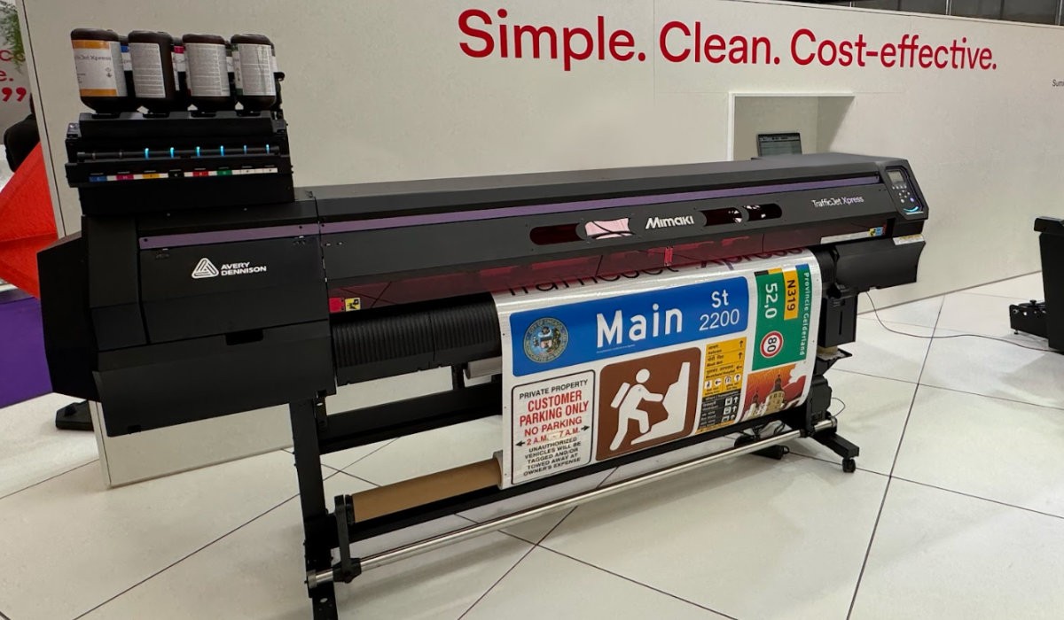 First TrafficJet™ Xpress printer installed at TrafficSupply | Avery ...
